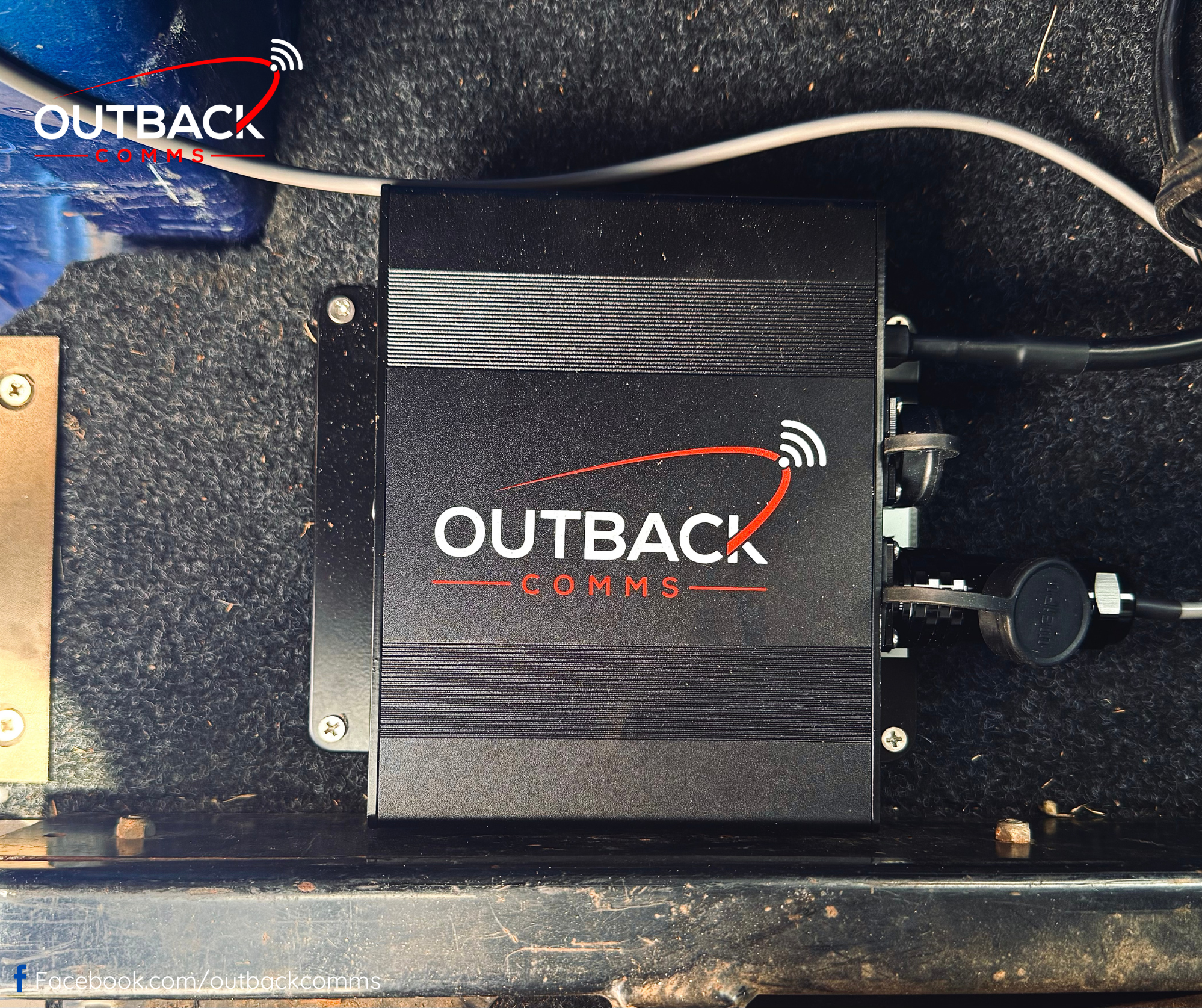 Starlink Mini Vehicle Kit – Outback Comms
