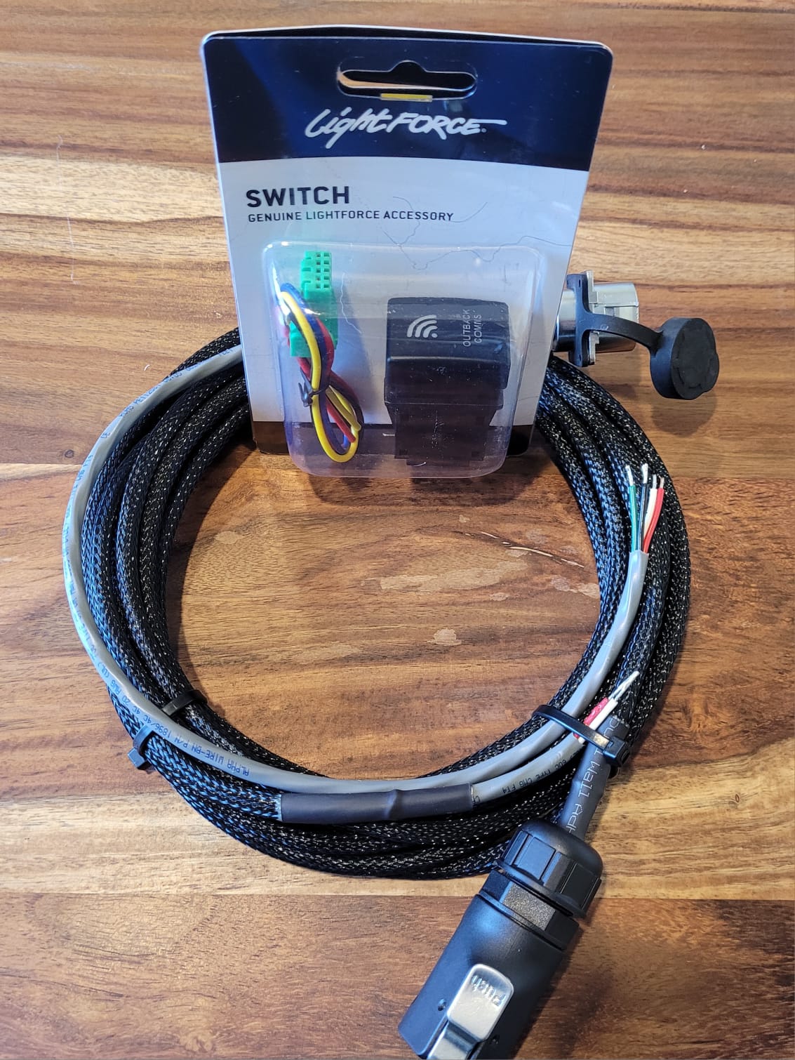 Rugged Dash Switch Kit – Outback Comms
